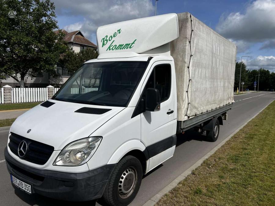 White Mercedes-Benz Sprinter 2009 in Vilkaviskis, with an engine capacity of 2.15 L and mileage of 248 thousand km for 6999 €, photo 1 on AUTOMOTO.COM.LV