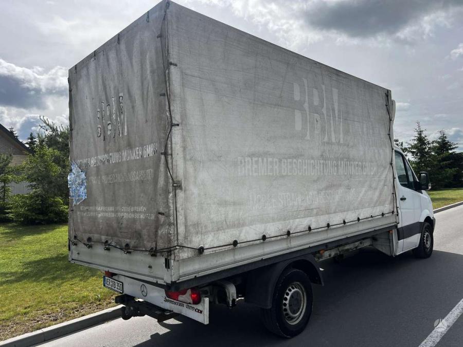 White Mercedes-Benz Sprinter 2009 in Vilkaviskis, with an engine capacity of 2.15 L and mileage of 248 thousand km for 6999 €, photo 5 on AUTOMOTO.COM.LV