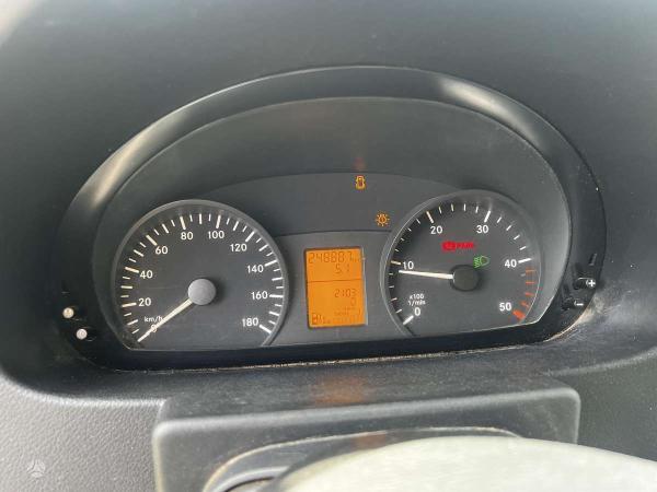 White Mercedes-Benz Sprinter 2009 in Vilkaviskis, with an engine capacity of 2.15 L and mileage of 248 thousand km for 6999 €, photo 8 on AUTOMOTO.COM.LV
