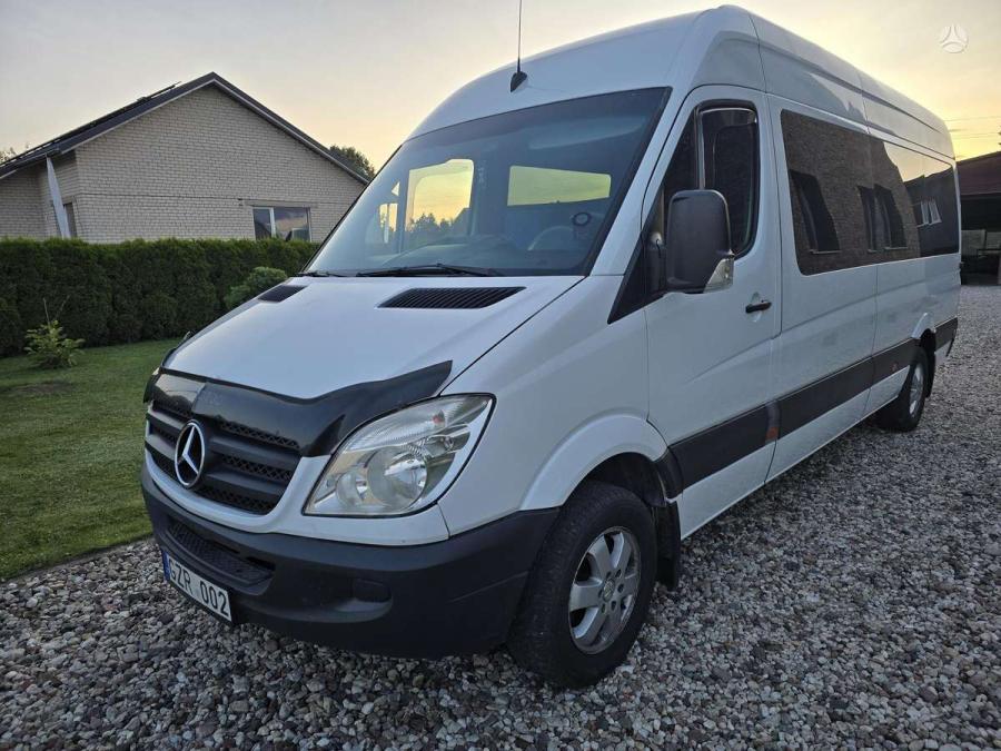 White Mercedes-Benz Sprinter 2009 in Jonava, with an engine capacity of 2.15 L and mileage of 515 thousand km for 10300 €, photo 3 on AUTOMOTO.COM.LV