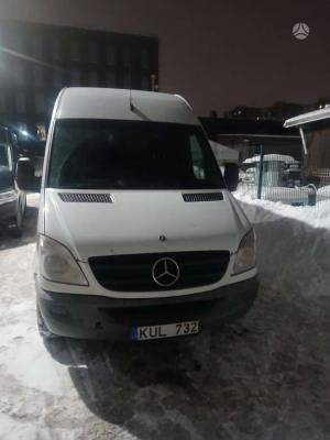 White Mercedes-Benz Sprinter 2010 in Klaipeda, with an engine capacity of 2.14 L and mileage of 457 thousand km for 6500 €, photo 2 on AUTOMOTO.COM.LV