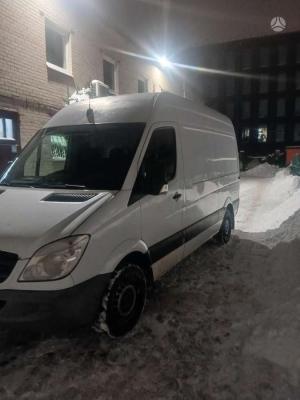 White Mercedes-Benz Sprinter 2010 in Klaipeda, with an engine capacity of 2.14 L and mileage of 457 thousand km for 6500 €, photo 3 on AUTOMOTO.COM.LV