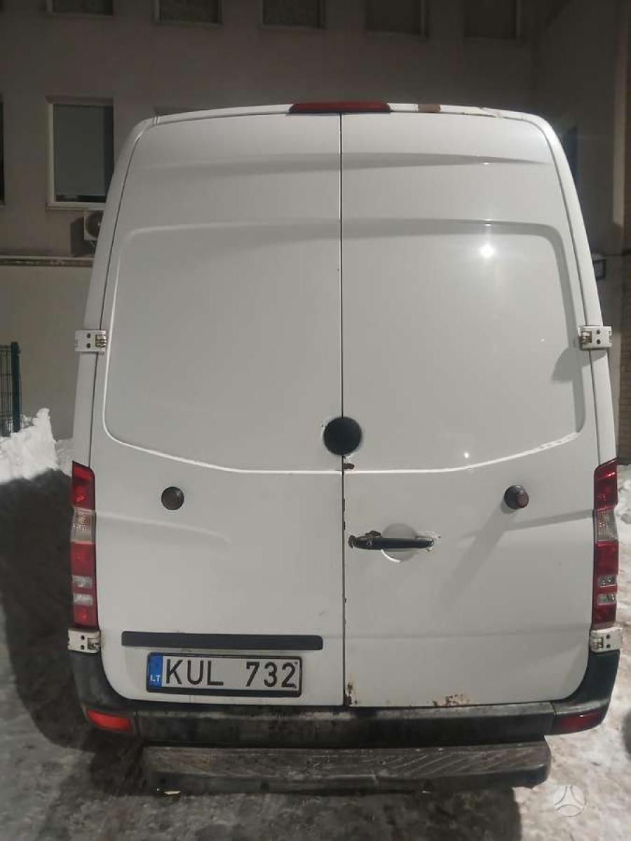White Mercedes-Benz Sprinter 2010 in Klaipeda, with an engine capacity of 2.14 L and mileage of 457 thousand km for 6500 €, photo 4 on AUTOMOTO.COM.LV
