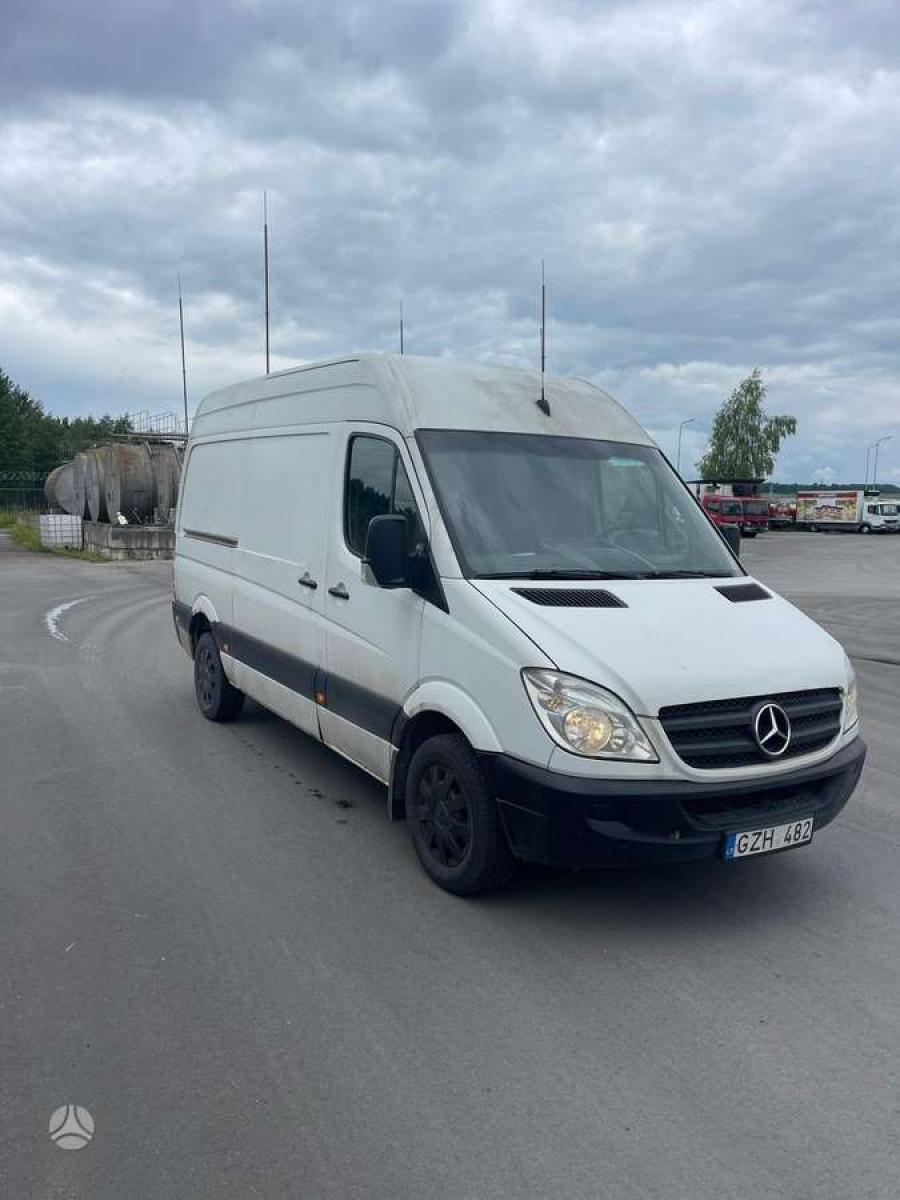 Balts Mercedes-Benz Sprinter 2010 Telšiai, ar dzinēja tilpumu 2.14 L un nobraukumu 410 tūkst. km par 5300 €, foto 1 vietnē AUTOMOTO.COM.LV