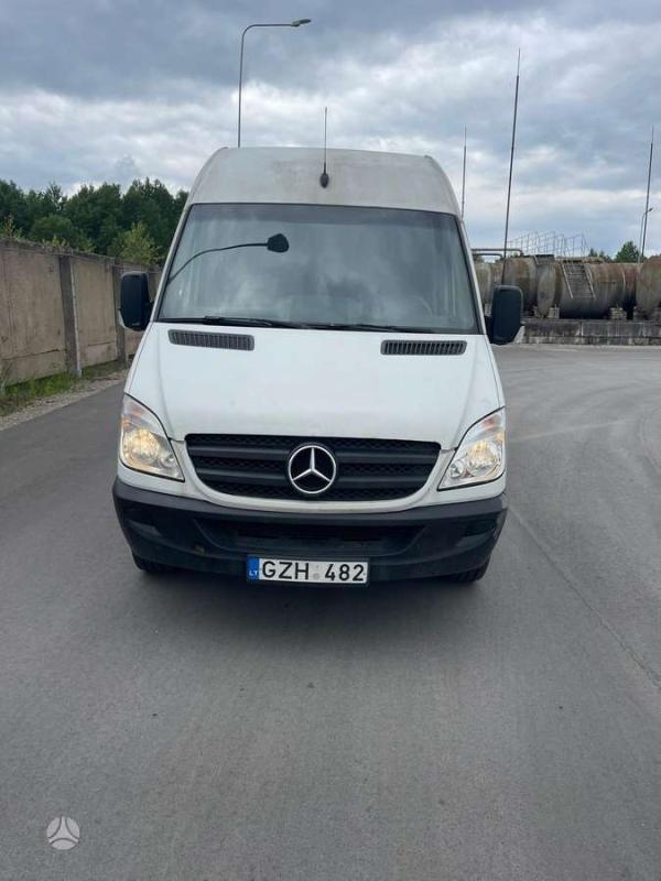 Balts Mercedes-Benz Sprinter 2010 Telšiai, ar dzinēja tilpumu 2.14 L un nobraukumu 410 tūkst. km par 5300 €, foto 2 vietnē AUTOMOTO.COM.LV