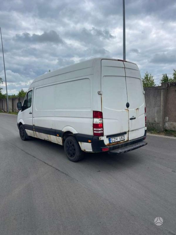Balts Mercedes-Benz Sprinter 2010 Telšiai, ar dzinēja tilpumu 2.14 L un nobraukumu 410 tūkst. km par 5300 €, foto 4 vietnē AUTOMOTO.COM.LV
