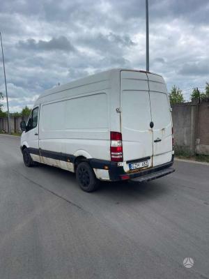 Balts Mercedes-Benz Sprinter 2010 Telšiai, ar dzinēja tilpumu 2.14 L un nobraukumu 410 tūkst. km par 5300 €, foto 5 vietnē AUTOMOTO.COM.LV