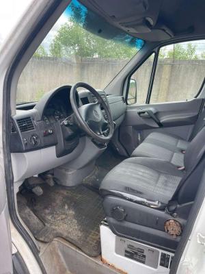 Balts Mercedes-Benz Sprinter 2010 Telšiai, ar dzinēja tilpumu 2.14 L un nobraukumu 410 tūkst. km par 5300 €, foto 17 vietnē AUTOMOTO.COM.LV