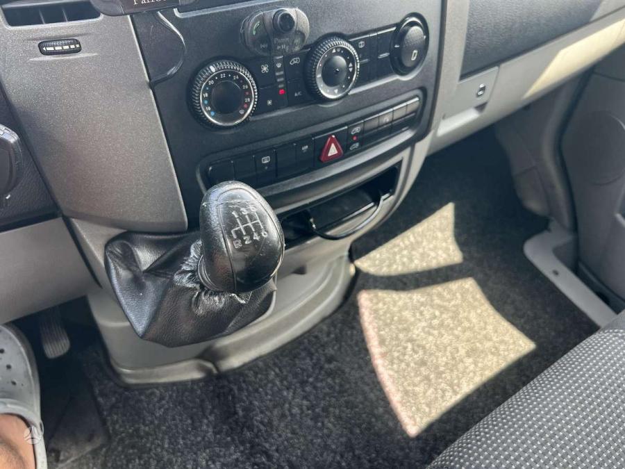 Balts Mercedes-Benz Sprinter 2010 Kauņa, ar dzinēja tilpumu 2.20 L un nobraukumu 298 tūkst. km par 7750 €, foto 18 vietnē AUTOMOTO.COM.LV