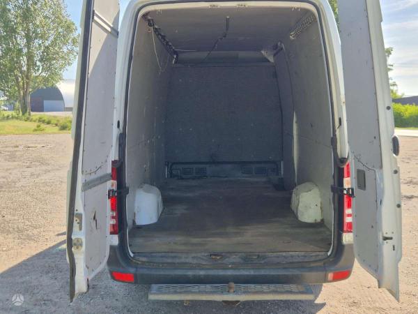 Balts Mercedes-Benz Sprinter 2010 Tauragė, ar dzinēja tilpumu 3.00 L un nobraukumu 327 tūkst. km par 6700 €, foto 7 vietnē AUTOMOTO.COM.LV