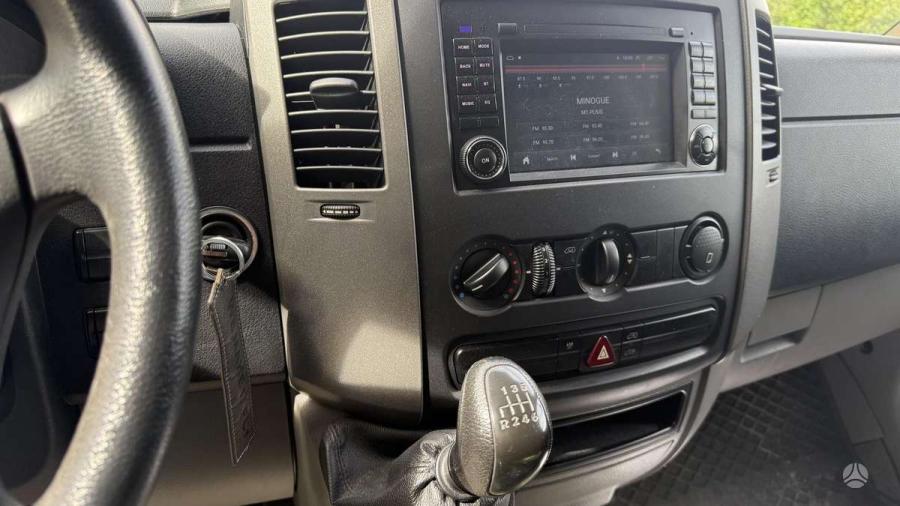 Balts Mercedes-Benz Sprinter 2010 Viļņa, ar dzinēja tilpumu 2.15 L un nobraukumu 80 tūkst. km par 11500 €, foto 8 vietnē AUTOMOTO.COM.LV