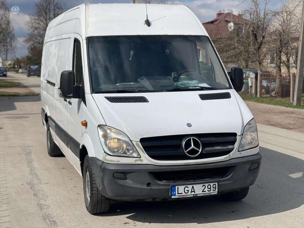 Balts Mercedes-Benz Sprinter 2010 Šauļi, ar dzinēja tilpumu 3.00 L un nobraukumu 486 tūkst. km par 6200 €, foto 1 vietnē AUTOMOTO.COM.LV