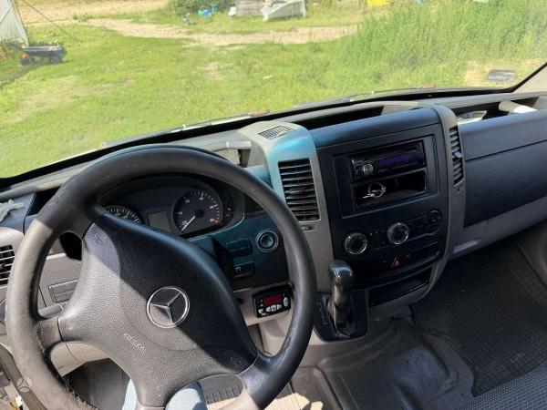 Balts Mercedes-Benz Sprinter 2010 Kauņa, ar dzinēja tilpumu 3.00 L un nobraukumu 111 tūkst. km par 1200 €, foto 3 vietnē AUTOMOTO.COM.LV