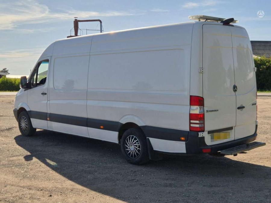 Balts Mercedes-Benz Sprinter 2010 Tauragė, ar dzinēja tilpumu 3.00 L un nobraukumu 327 tūkst. km par 6900 €, foto 3 vietnē AUTOMOTO.COM.LV