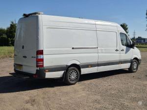 Balts Mercedes-Benz Sprinter 2010 Tauragė, ar dzinēja tilpumu 3.00 L un nobraukumu 327 tūkst. km par 6900 €, foto 5 vietnē AUTOMOTO.COM.LV