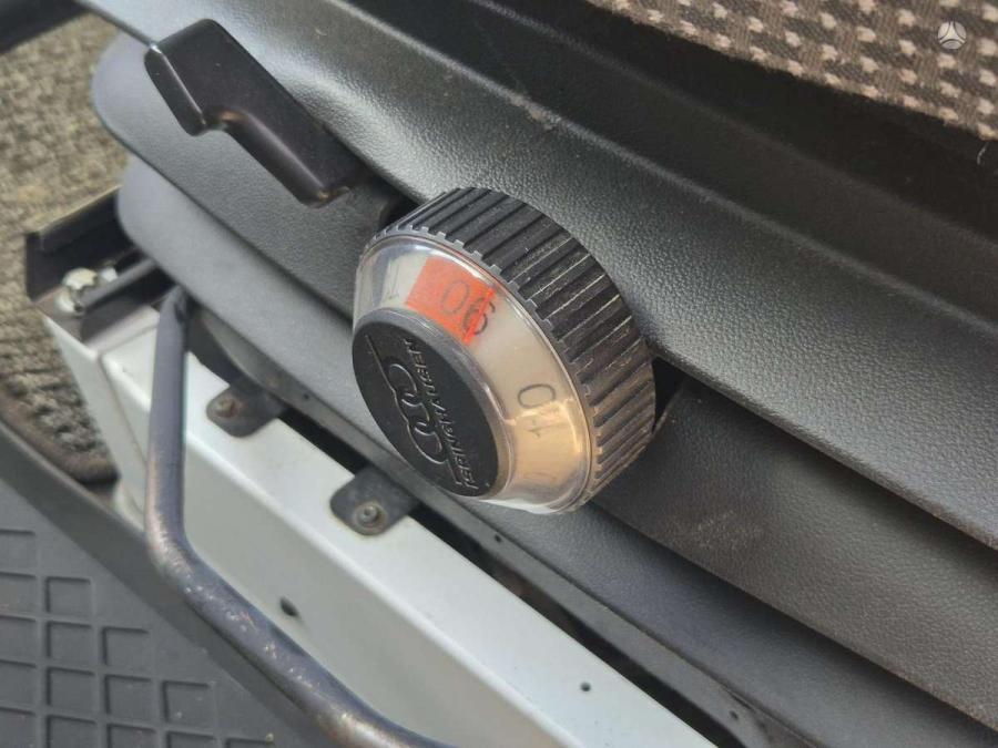 Balts Mercedes-Benz Sprinter 2010 Tauragė, ar dzinēja tilpumu 3.00 L un nobraukumu 327 tūkst. km par 6900 €, foto 12 vietnē AUTOMOTO.COM.LV