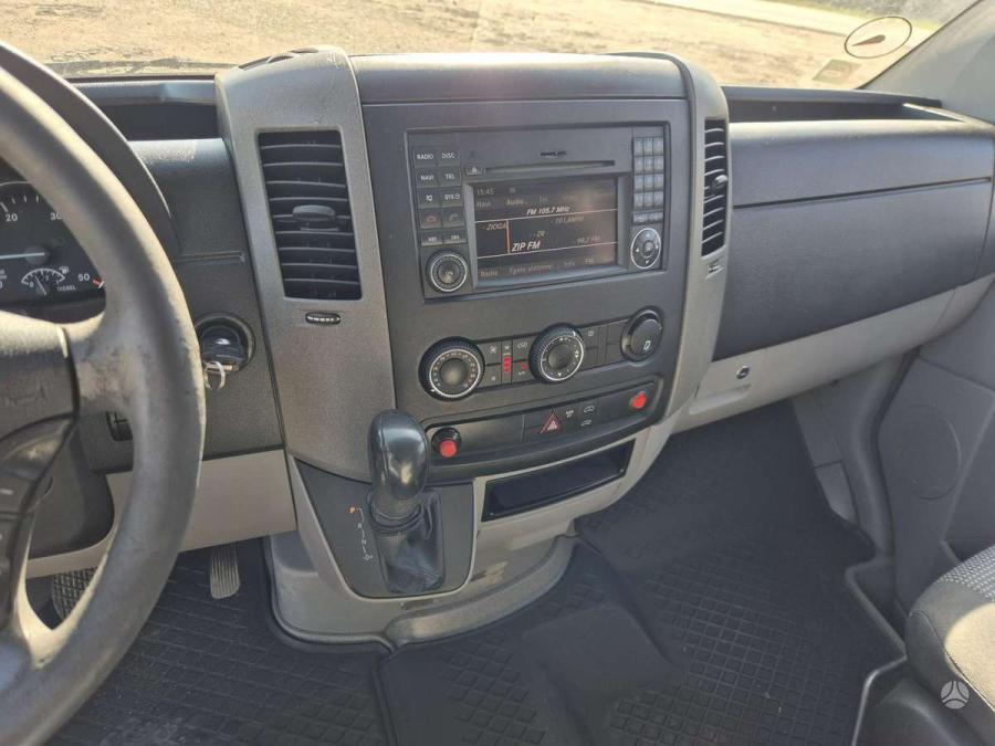 Balts Mercedes-Benz Sprinter 2010 Tauragė, ar dzinēja tilpumu 3.00 L un nobraukumu 327 tūkst. km par 6900 €, foto 13 vietnē AUTOMOTO.COM.LV