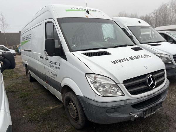 White Mercedes-Benz Sprinter 2011 in Taurage, with an engine capacity of 2.14 L and mileage of 400 thousand km for 3700 €, photo 8 on AUTOMOTO.COM.LV