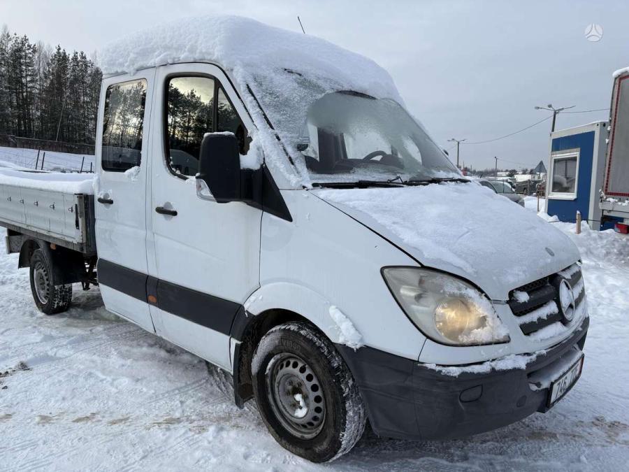 White Mercedes-Benz Sprinter 2011 in Vilnius, with an engine capacity of 2.20 L and mileage of 340 thousand km for 5800 €, photo 1 on AUTOMOTO.COM.LV
