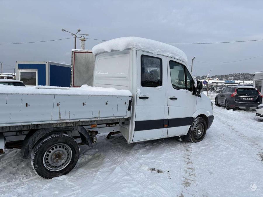 White Mercedes-Benz Sprinter 2011 in Vilnius, with an engine capacity of 2.20 L and mileage of 340 thousand km for 5800 €, photo 6 on AUTOMOTO.COM.LV