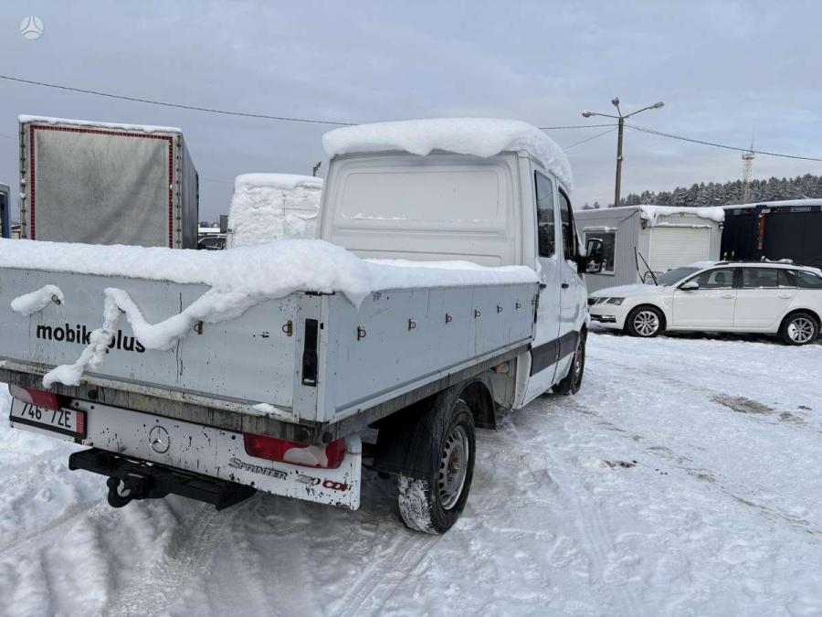 White Mercedes-Benz Sprinter 2011 in Vilnius, with an engine capacity of 2.20 L and mileage of 340 thousand km for 5800 €, photo 7 on AUTOMOTO.COM.LV