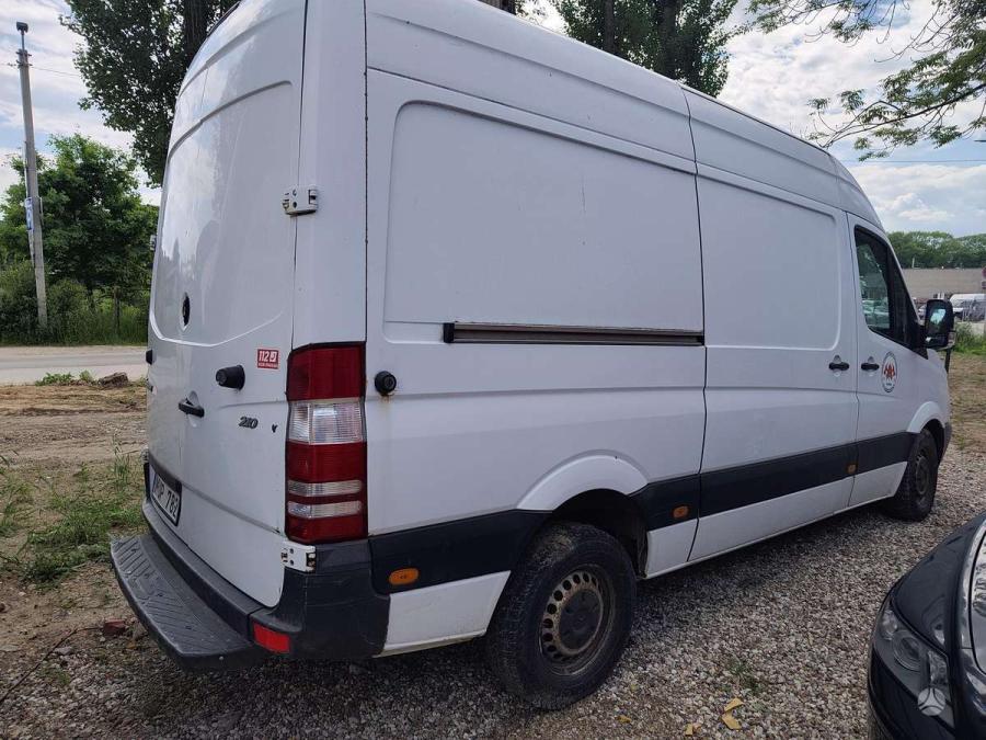 Balts Mercedes-Benz Sprinter 2011 Kauņa, ar dzinēja tilpumu 2.20 L un nobraukumu 400 tūkst. km par 2200 €, foto 4 vietnē AUTOMOTO.COM.LV