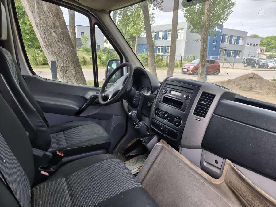 Balts Mercedes-Benz Sprinter 2011 Kauņa, ar dzinēja tilpumu 2.20 L un nobraukumu 400 tūkst. km par 2200 €, foto 5 vietnē AUTOMOTO.COM.LV