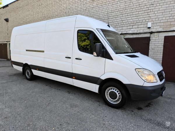 Balts Mercedes-Benz Sprinter 2011 Viļņa, ar dzinēja tilpumu 2.99 L un nobraukumu 626 tūkst. km par 5300 €, foto 2 vietnē AUTOMOTO.COM.LV
