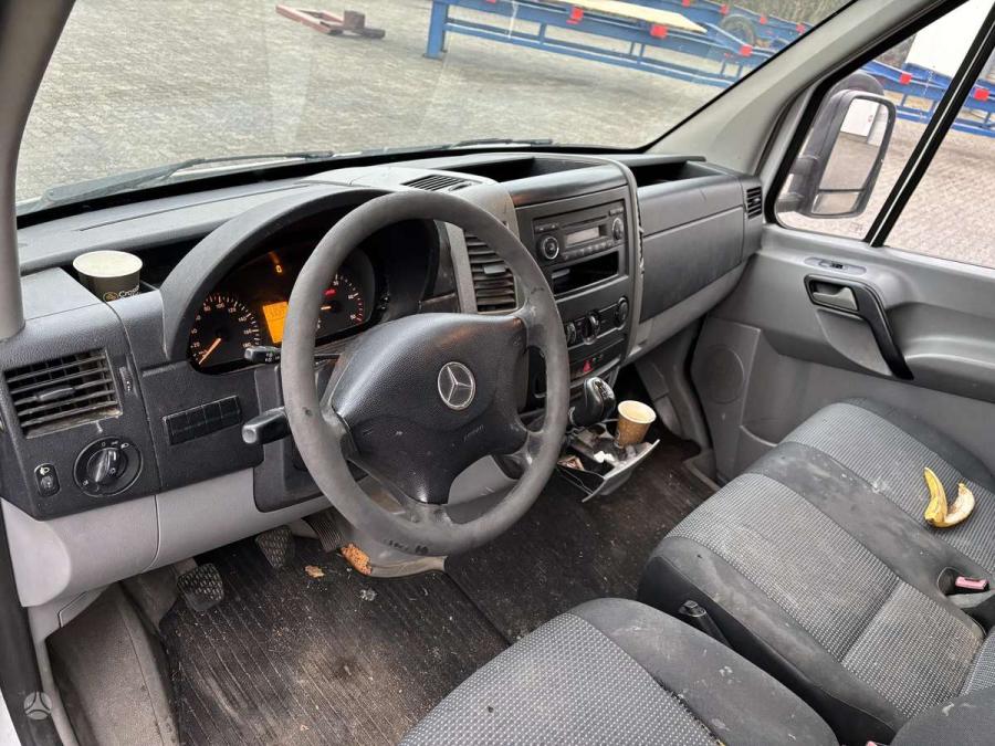 Balts Mercedes-Benz Sprinter 2011 Kauņa, ar dzinēja tilpumu 2.20 L un nobraukumu 217 tūkst. km par 7750 €, foto 8 vietnē AUTOMOTO.COM.LV