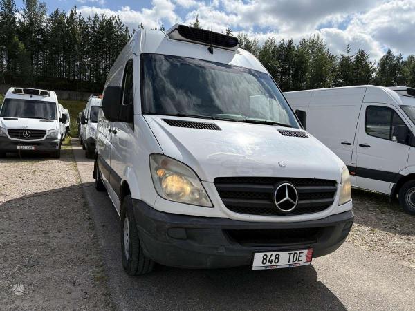 Balts Mercedes-Benz Sprinter 2011 Viļņa, ar dzinēja tilpumu 2.20 L un nobraukumu 340 tūkst. km par 4700 €, foto 2 vietnē AUTOMOTO.COM.LV