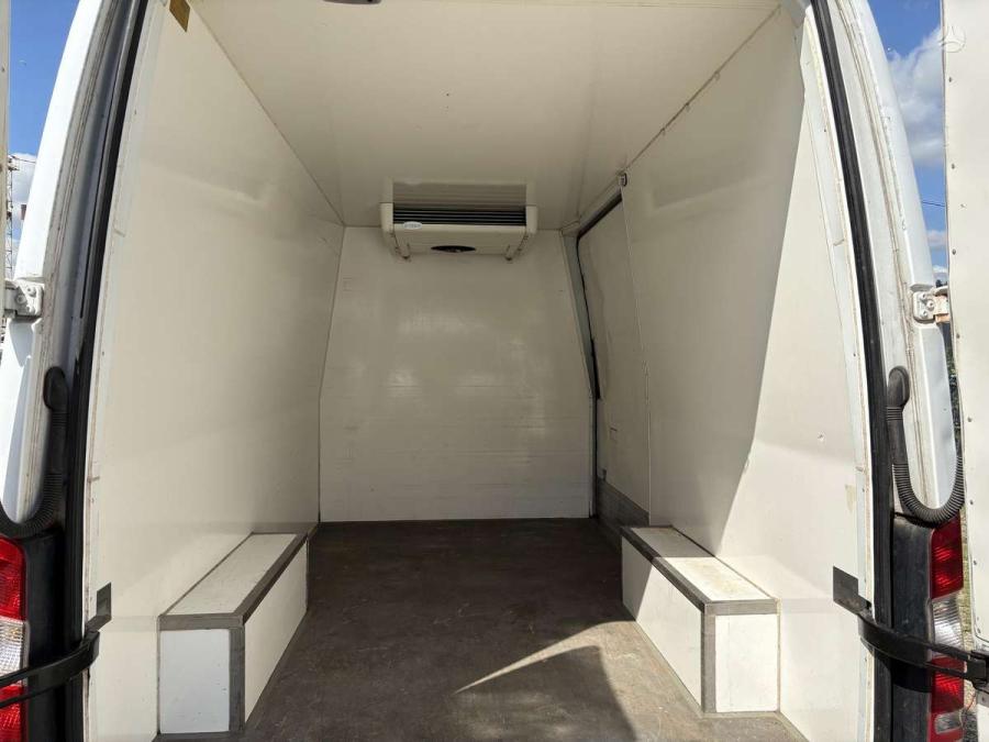 White Mercedes-Benz Sprinter 2011 in Vilnius, with an engine capacity of 2.20 L and mileage of 340 thousand km for 4700 €, photo 11 on AUTOMOTO.COM.LV