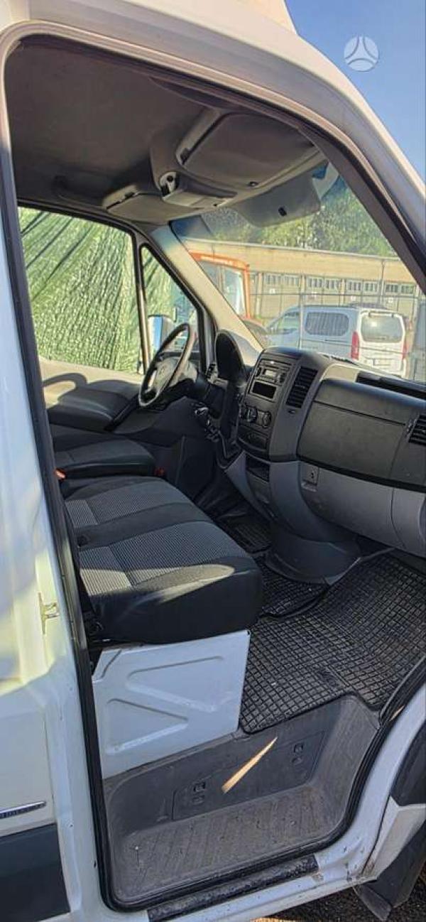 Balts Mercedes-Benz Sprinter 2011 Kauņa, ar dzinēja tilpumu 2.20 L un nobraukumu 525 tūkst. km par 2300 €, foto 3 vietnē AUTOMOTO.COM.LV