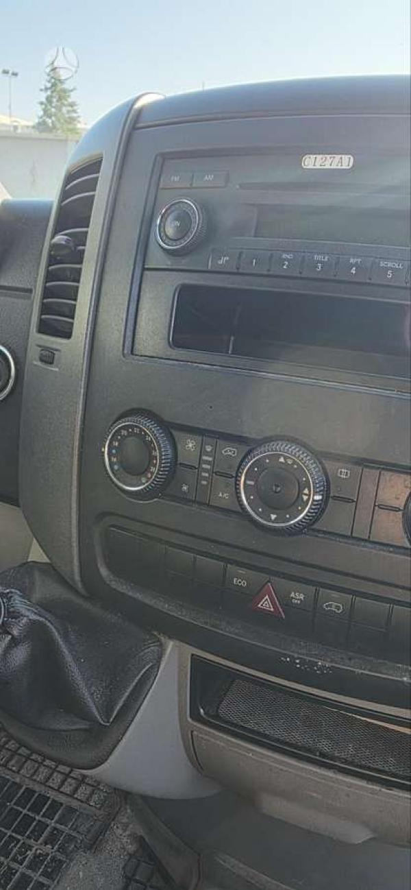 Balts Mercedes-Benz Sprinter 2011 Kauņa, ar dzinēja tilpumu 2.20 L un nobraukumu 525 tūkst. km par 2300 €, foto 4 vietnē AUTOMOTO.COM.LV