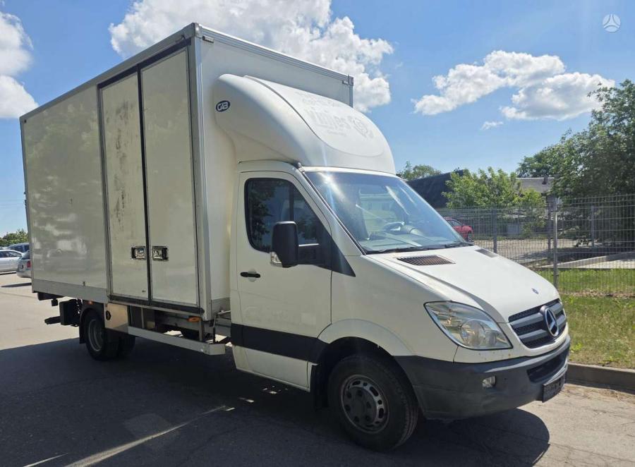 White Mercedes-Benz Sprinter 2011 in Siauliai, with an engine capacity of 3.00 L and mileage of 110 thousand km for 13200 €, photo 1 on AUTOMOTO.COM.LV