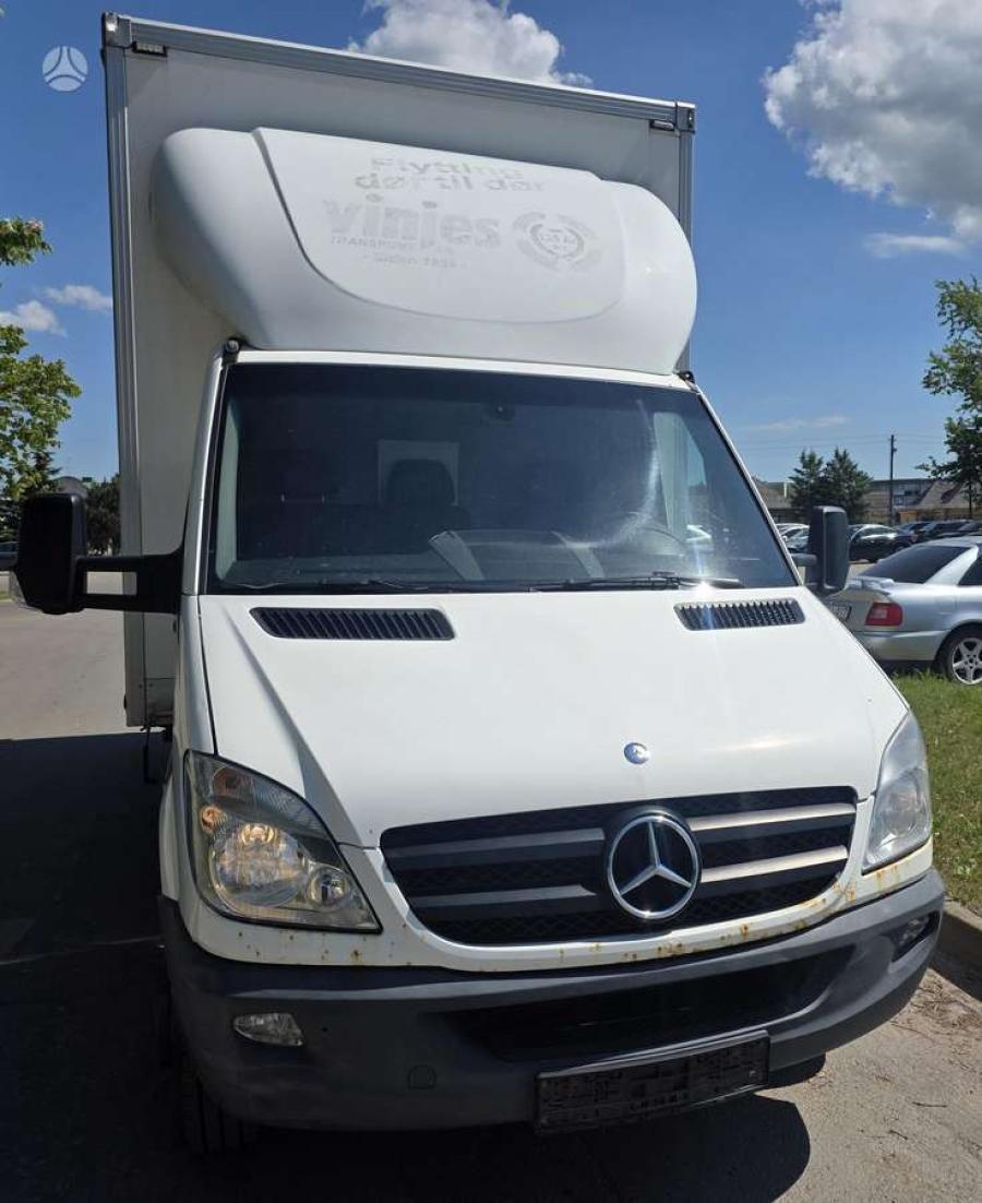 White Mercedes-Benz Sprinter 2011 in Siauliai, with an engine capacity of 3.00 L and mileage of 110 thousand km for 13200 €, photo 3 on AUTOMOTO.COM.LV