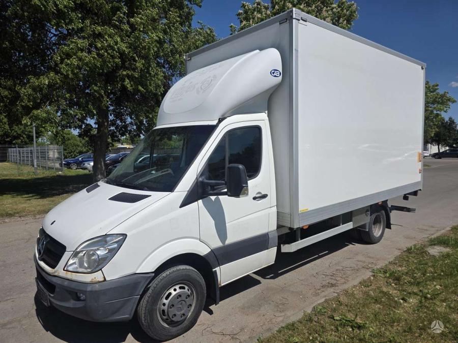 White Mercedes-Benz Sprinter 2011 in Siauliai, with an engine capacity of 3.00 L and mileage of 110 thousand km for 13200 €, photo 5 on AUTOMOTO.COM.LV