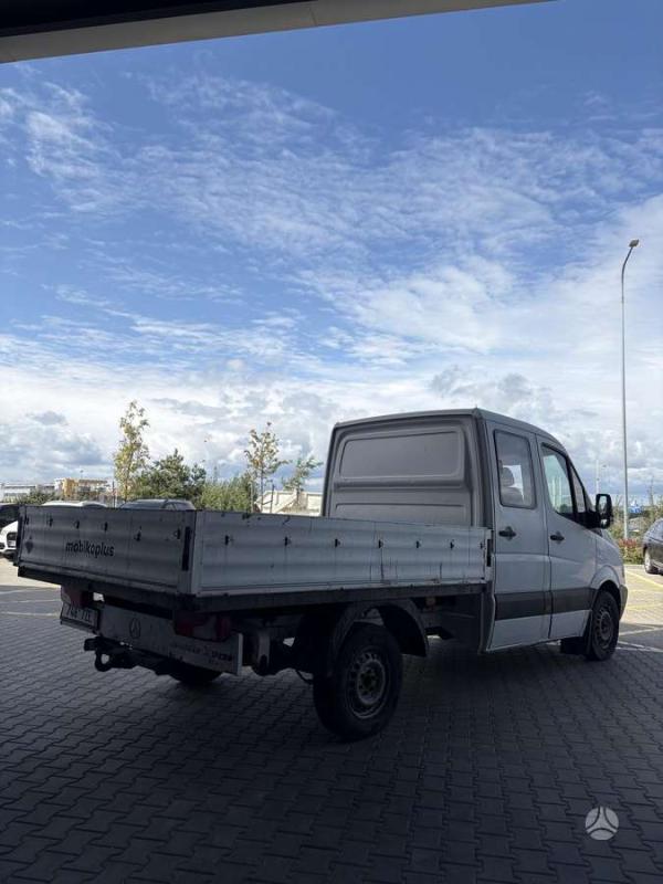 White Mercedes-Benz Sprinter 2011 in Vilnius, with an engine capacity of 2.20 L and mileage of 310 thousand km for 5700 €, photo 5 on AUTOMOTO.COM.LV