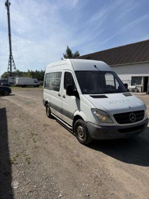 White Mercedes-Benz Sprinter 2011 in Taurage, with an engine capacity of 2.10 L and mileage of 310 thousand km for 4200 €, photo 3 on AUTOMOTO.COM.LV
