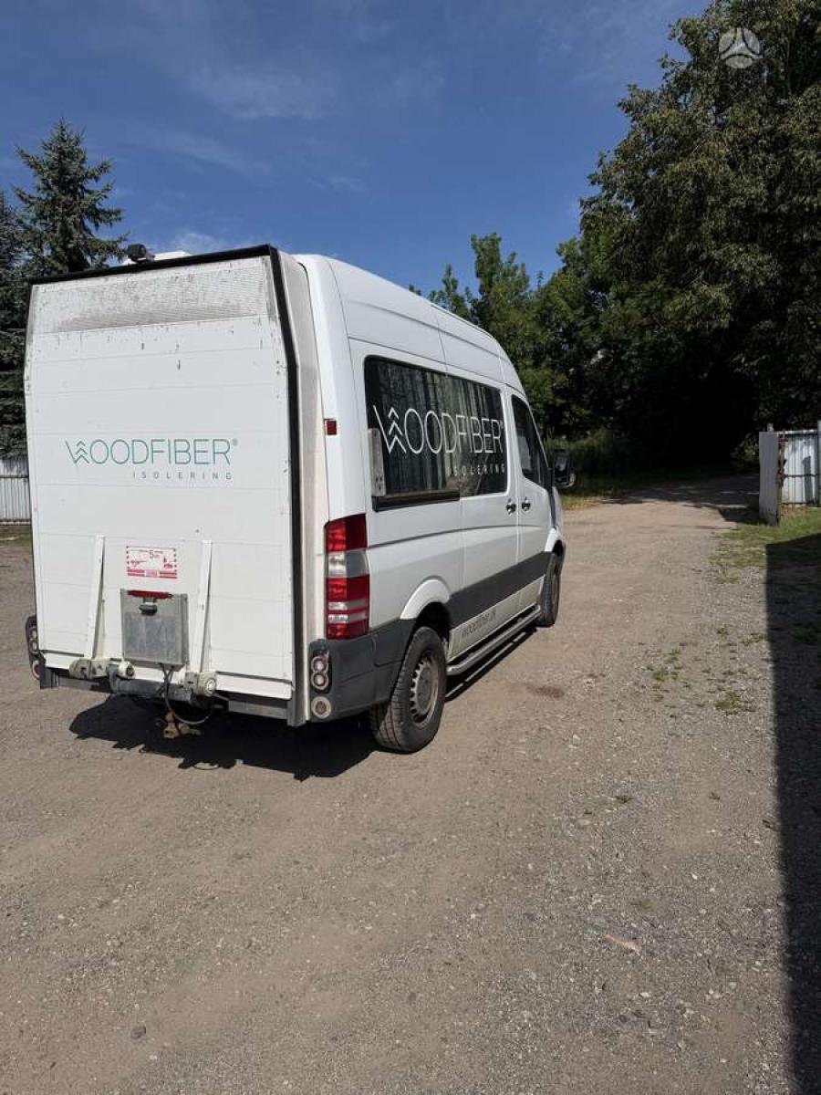 White Mercedes-Benz Sprinter 2011 in Taurage, with an engine capacity of 2.10 L and mileage of 310 thousand km for 4200 €, photo 6 on AUTOMOTO.COM.LV