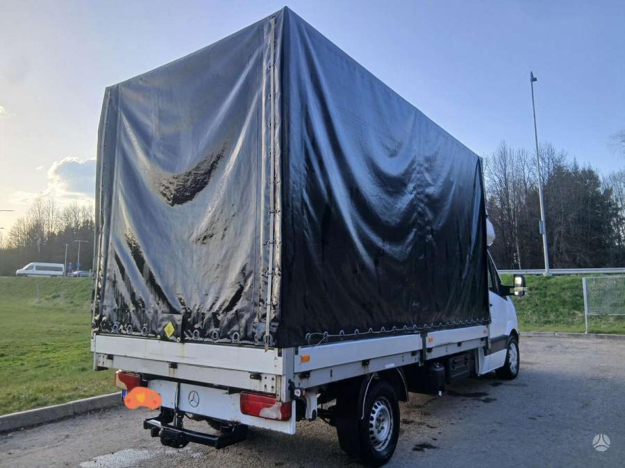 Balts Mercedes-Benz Sprinter 2011 Viļņa, ar dzinēja tilpumu 2.20 L un nobraukumu 235 tūkst. km par 7000 €, foto 4 vietnē AUTOMOTO.COM.LV