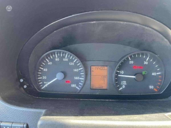 White Mercedes-Benz Sprinter 2011 in Radviliskis, with an engine capacity of 2.14 L and mileage of 225 thousand km for 7562 €, photo 7 on AUTOMOTO.COM.LV