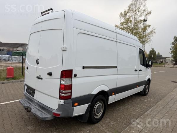 Balts Mercedes-Benz Sprinter 2012 Jelgava, ar dzinēja tilpumu 2.20 L un nobraukumu 323 tūkst. km par 9500 €, foto 5 vietnē AUTOMOTO.COM.LV