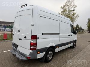 White Mercedes-Benz Sprinter 2012 in Jelgava, with an engine capacity of 2.20 L and mileage of 323 thousand km for 9500 €, photo 5 on AUTOMOTO.COM.LV