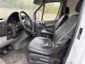 White Mercedes-Benz Sprinter 2012 in Jelgava, with an engine capacity of 2.20 L and mileage of 323 thousand km for 9500 €, photo 15 on AUTOMOTO.COM.LV
