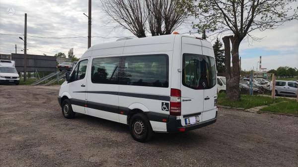 White Mercedes-Benz Sprinter 2012 in Klaipeda, with an engine capacity of 2.14 L and mileage of 268 thousand km for 10100 €, photo 8 on AUTOMOTO.COM.LV