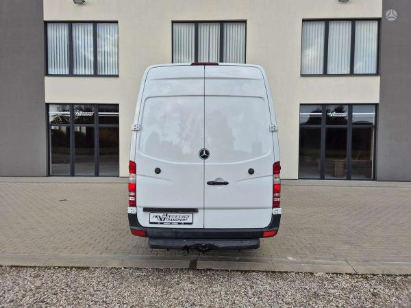 White Mercedes-Benz Sprinter 2012 in Marijampole, with an engine capacity of 2.14 L and mileage of 271 thousand km for 11000 €, photo 7 on AUTOMOTO.COM.LV