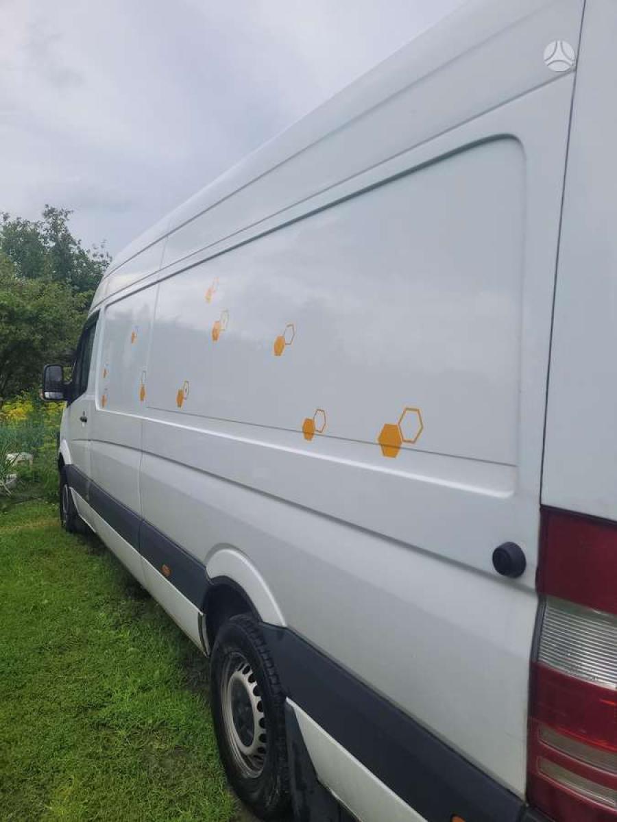 Balts Mercedes-Benz Sprinter 2012 Druskininkai, ar dzinēja tilpumu 2.14 L un nobraukumu 900 tūkst. km par 7900 €, foto 5 vietnē AUTOMOTO.COM.LV