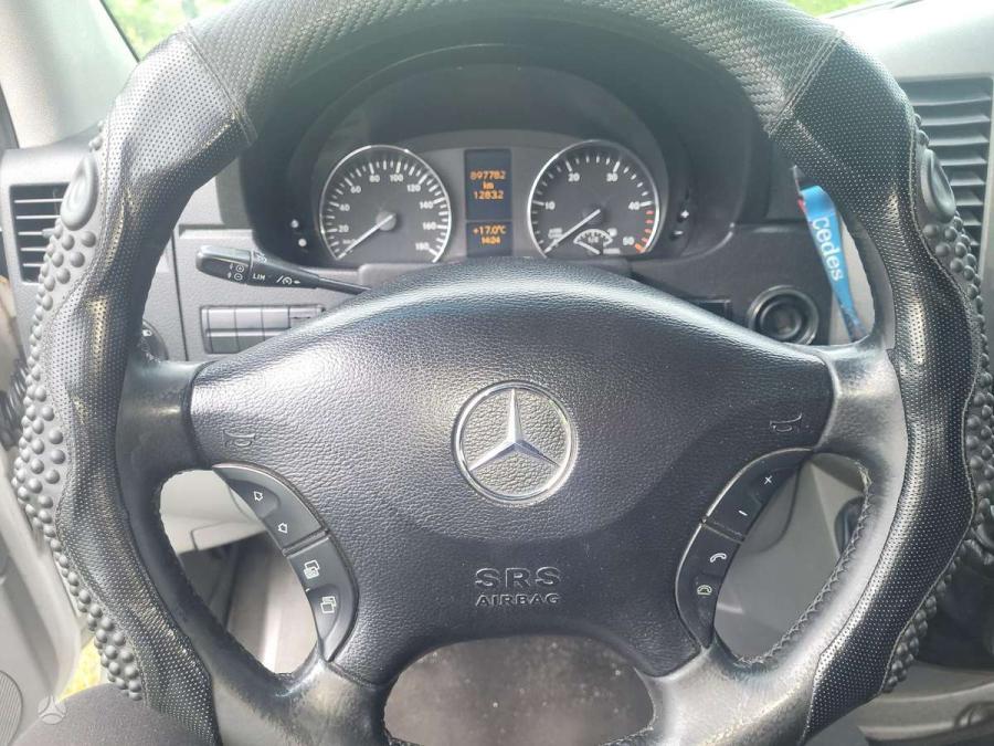 Balts Mercedes-Benz Sprinter 2012 Druskininkai, ar dzinēja tilpumu 2.14 L un nobraukumu 900 tūkst. km par 7900 €, foto 7 vietnē AUTOMOTO.COM.LV