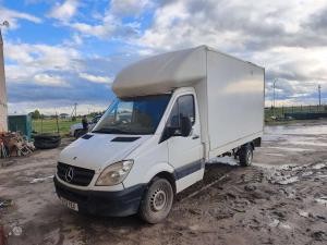 White Mercedes-Benz Sprinter 2012 in Jonava, with an engine capacity of 2.20 L and mileage of 320 thousand km for 3200 €, photo 5 on AUTOMOTO.COM.LV