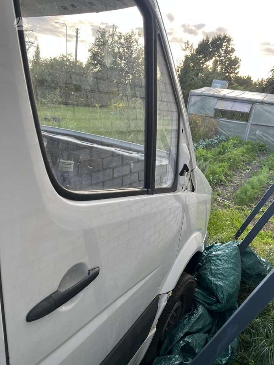 Balts Mercedes-Benz Sprinter 2012 Kauņa, ar dzinēja tilpumu 2.20 L un nobraukumu 123 tūkst. km par 1500 €, foto 4 vietnē AUTOMOTO.COM.LV